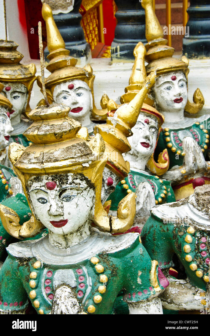 Broken Buddha images Stock Photo - Alamy