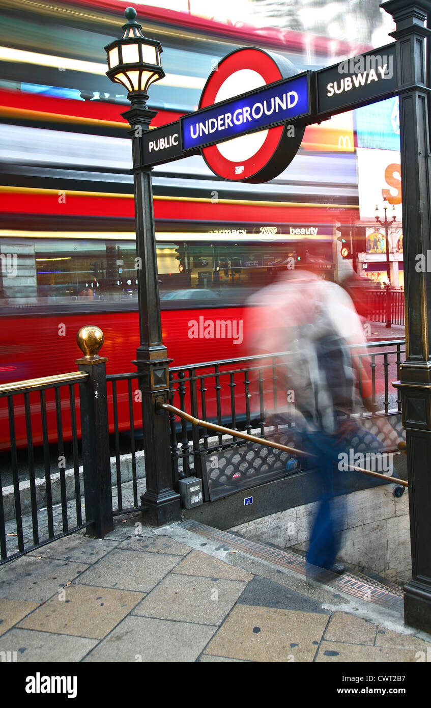 Metro bus uk hi-res stock photography and images - Alamy