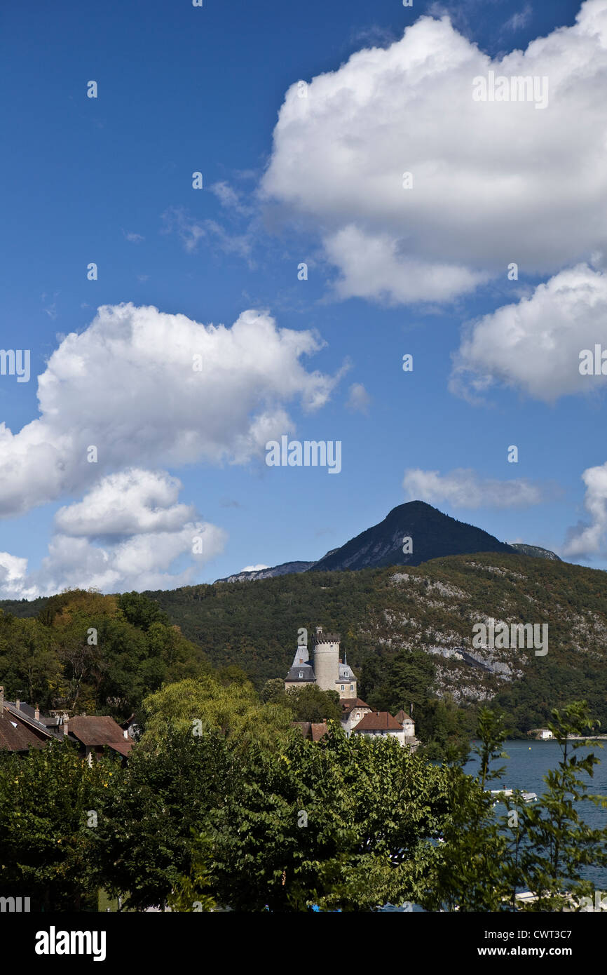 Duingt hi-res stock photography and images - Alamy