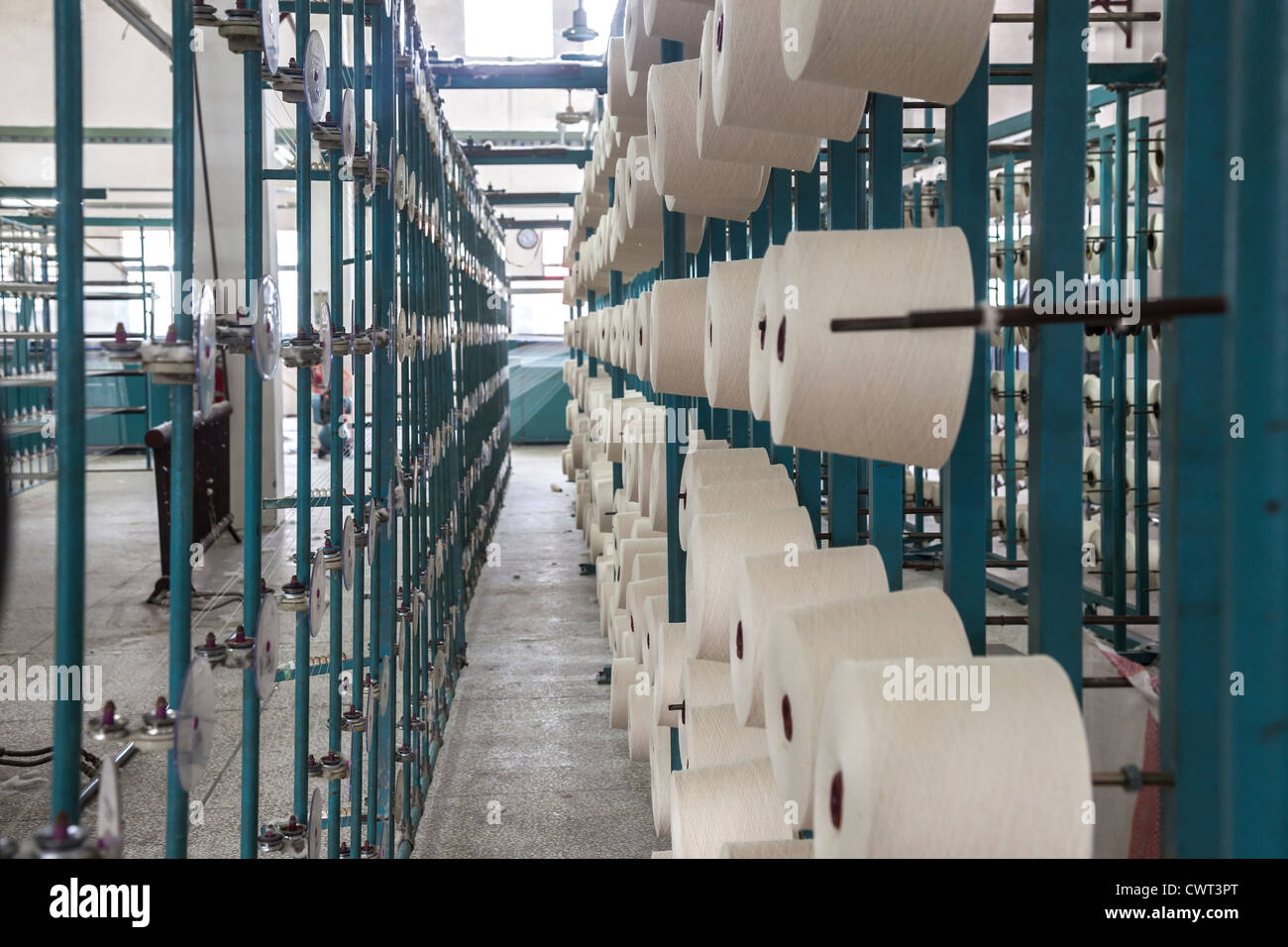 Yarn factory hi-res stock photography and images - Alamy