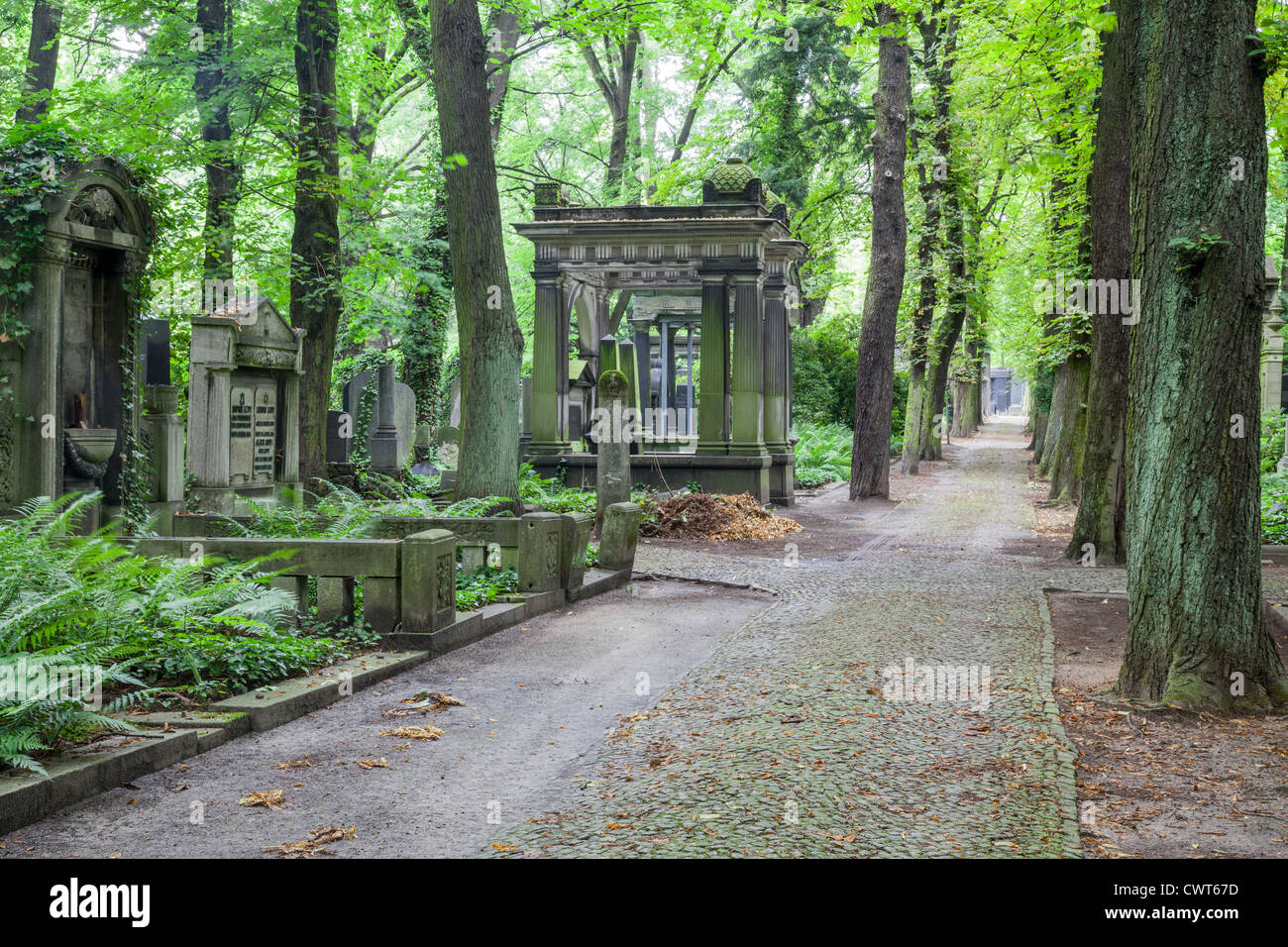 Jewish Cemetery, Weissensee, Berlin, Germany Stock Photo - Alamy