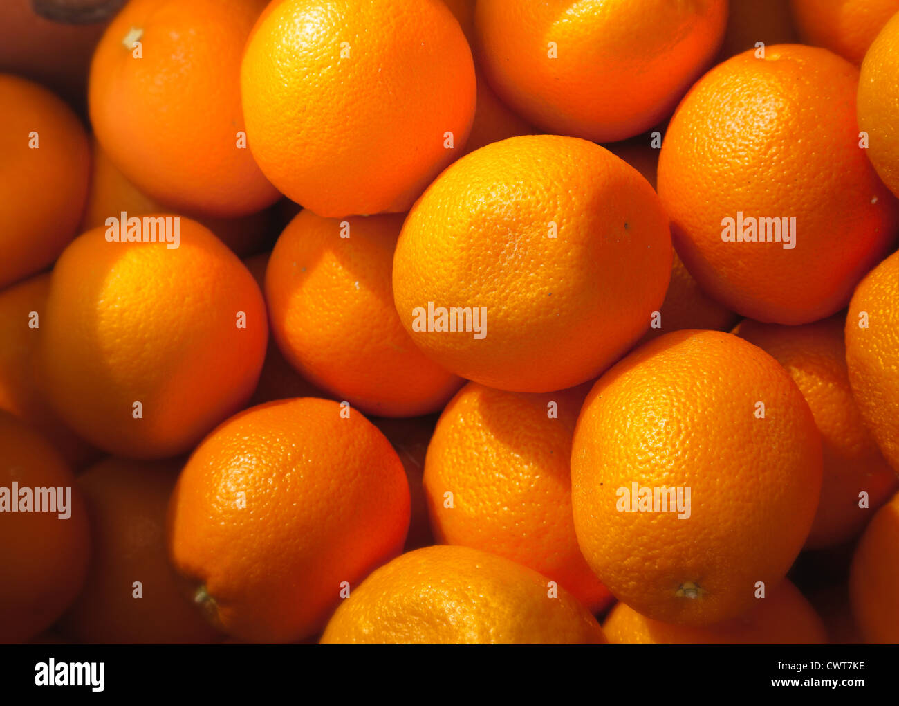 Orange fruits hi-res stock photography and images - Alamy