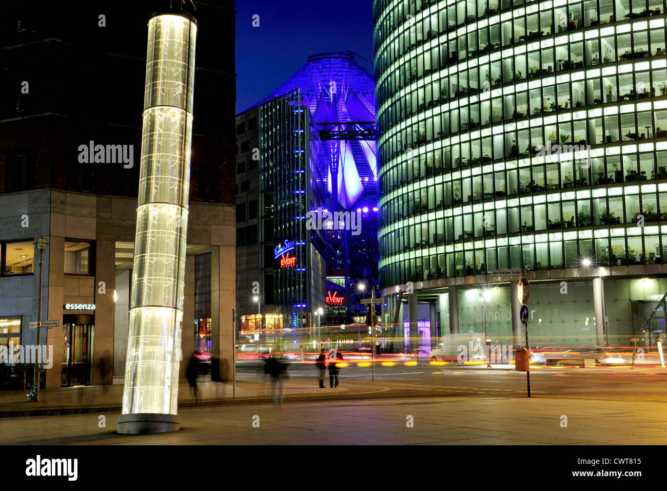 Building with light hi-res stock photography and images - Alamy