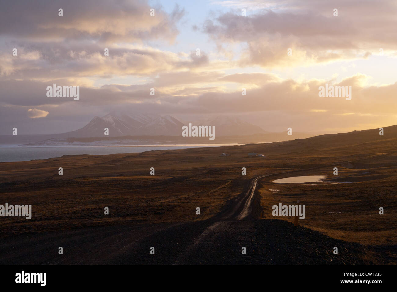 Iceland sunset hi-res stock photography and images - Alamy