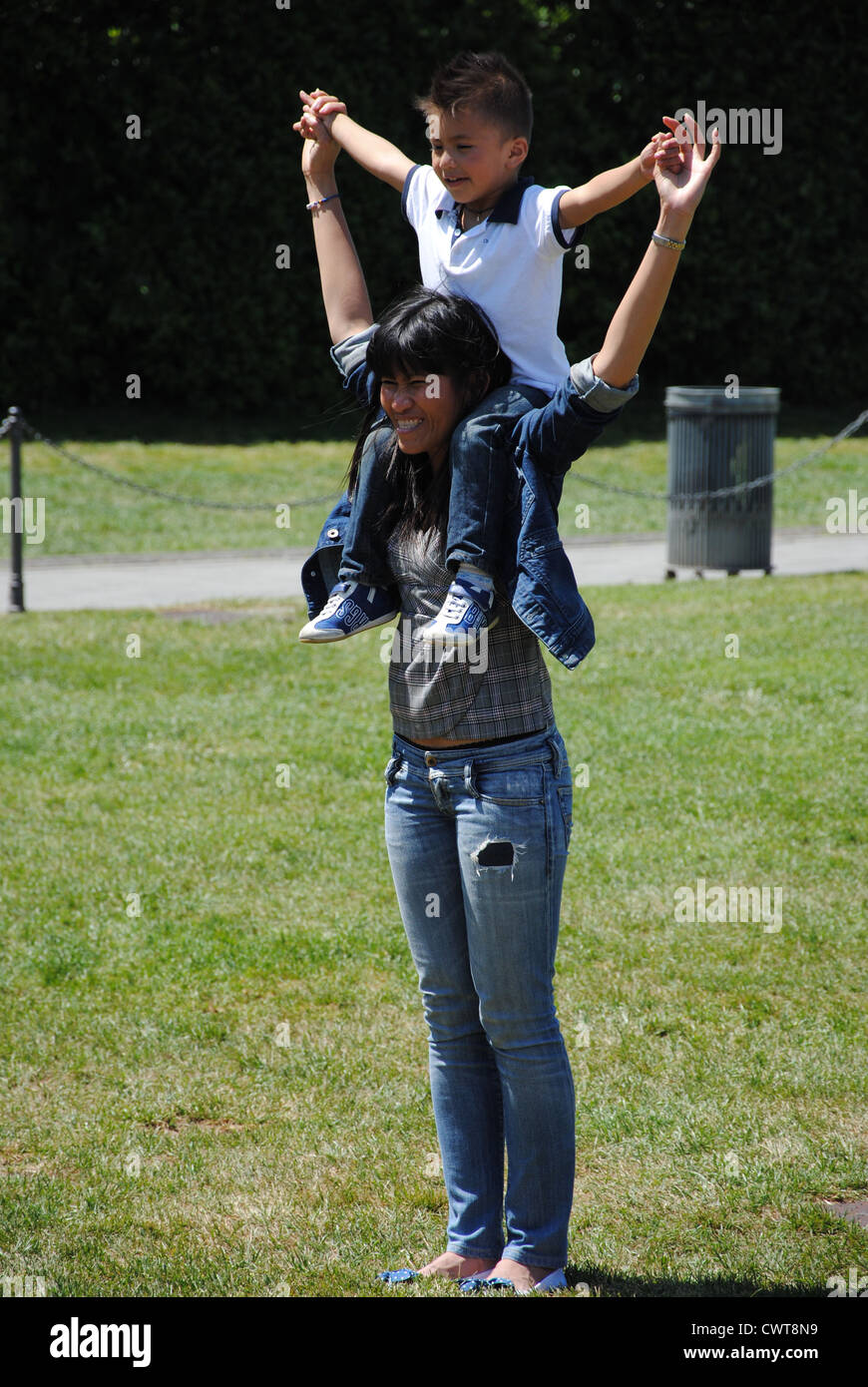 Asian tourists italy hi-res stock photography and images - Alamy