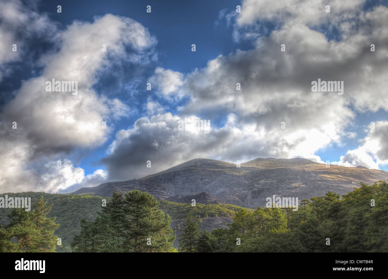Welsh mountains hi-res stock photography and images - Alamy