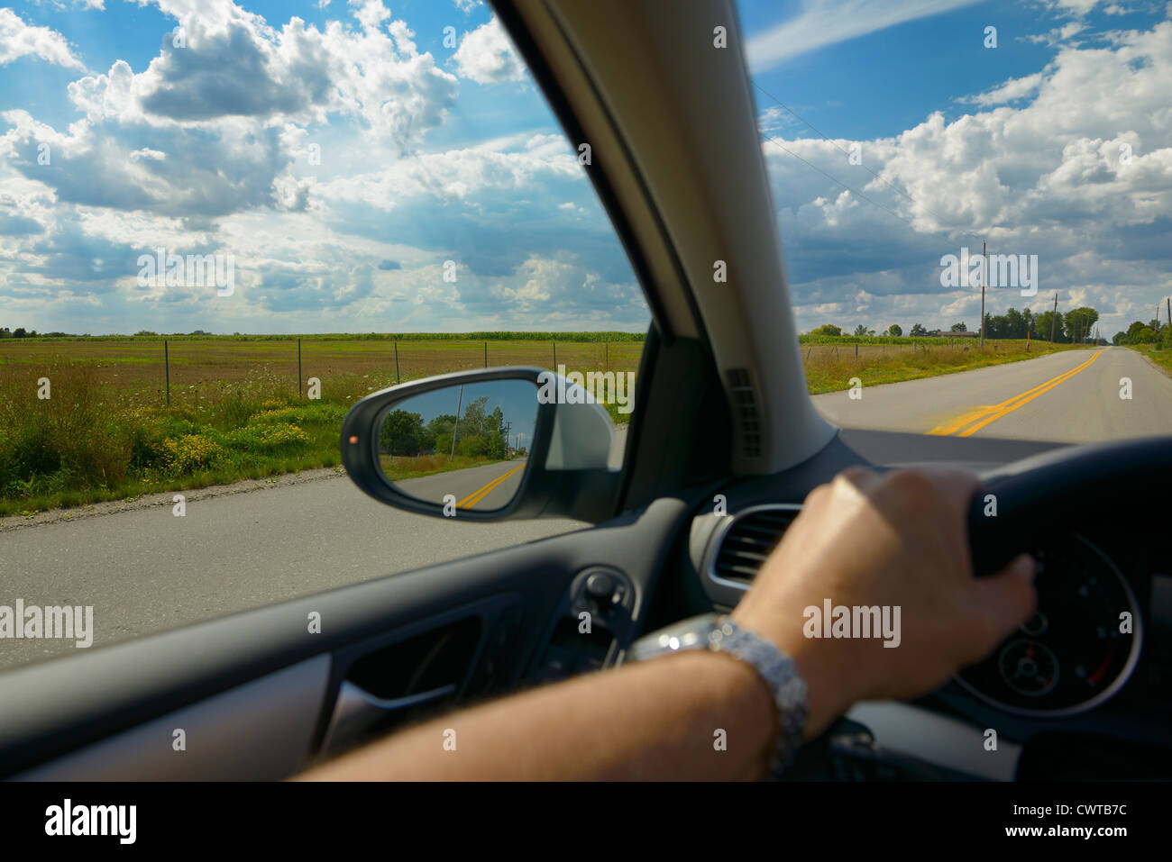 Car driving country road hi-res stock photography and images - Alamy