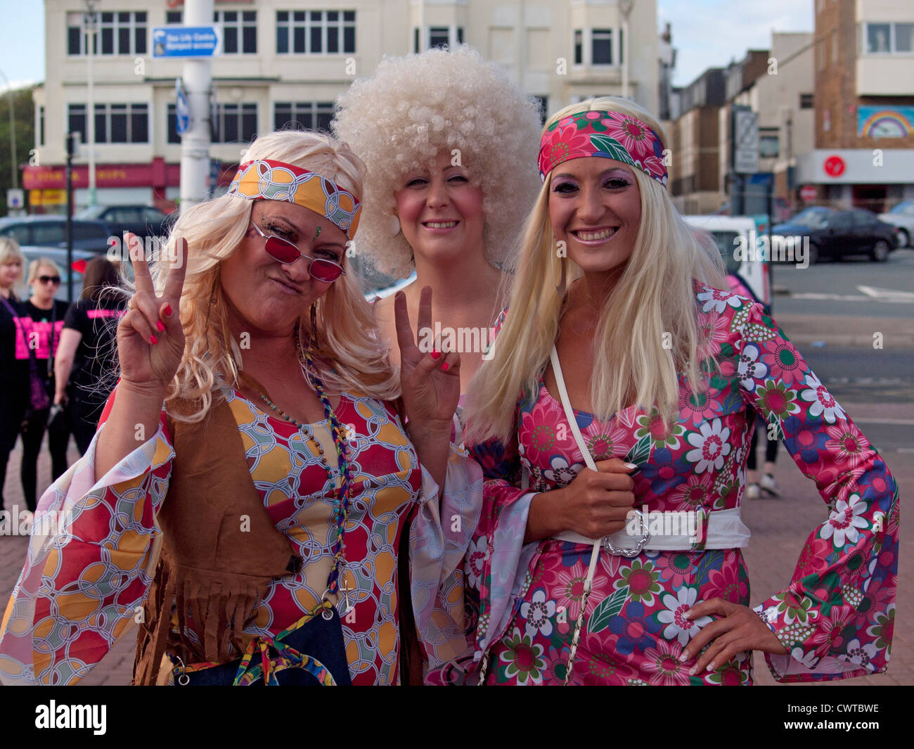 Flower power 1960s hi-res stock photography and images - Alamy