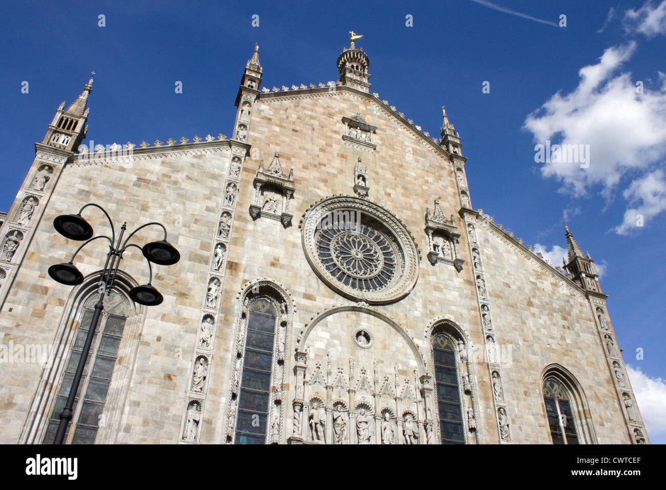 The duomo como facade hi-res stock photography and images - Alamy