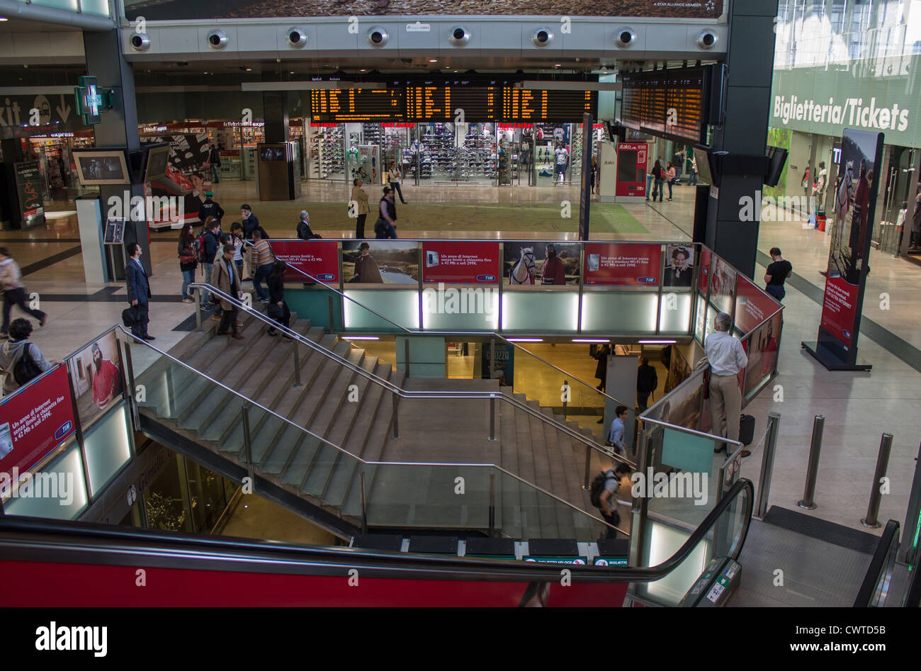 Italy, Lombardy, Milan, Porta Garibaldi railway station Stock Photo - Alamy
