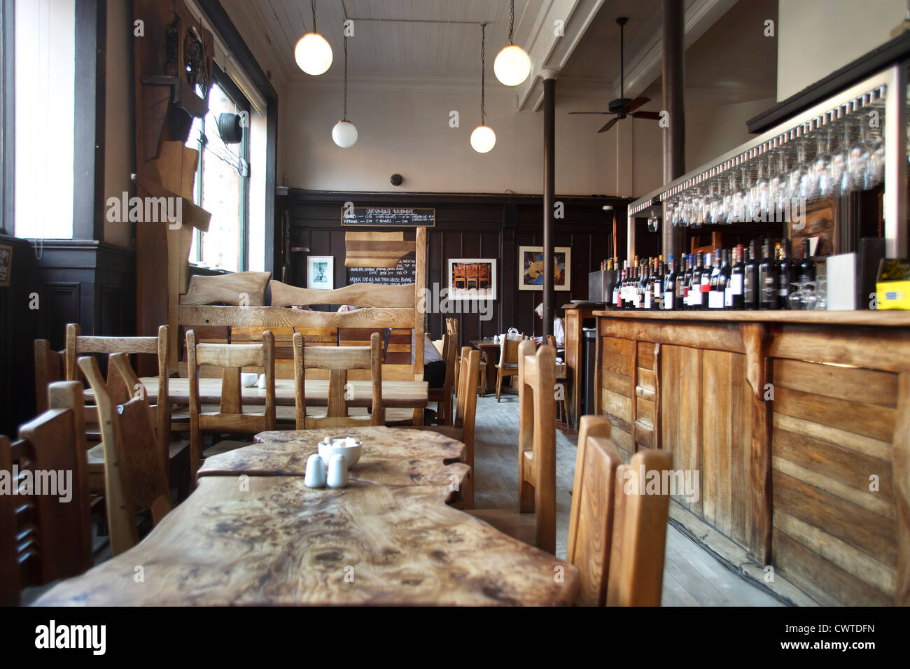 Glasgow cafe gandolfi hi-res stock photography and images - Alamy