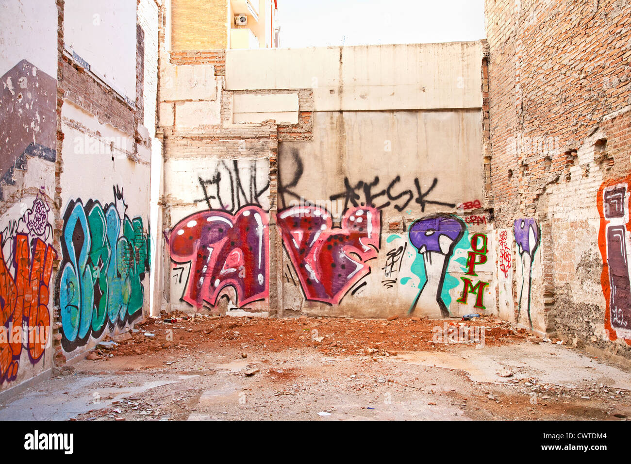 Empty plot of land hi-res stock photography and images - Alamy