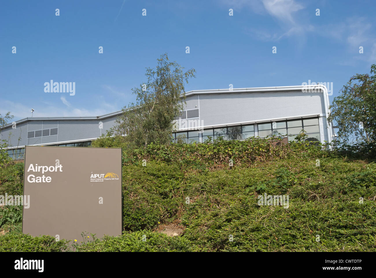 Industrial estate road sign hi-res stock photography and images - Alamy