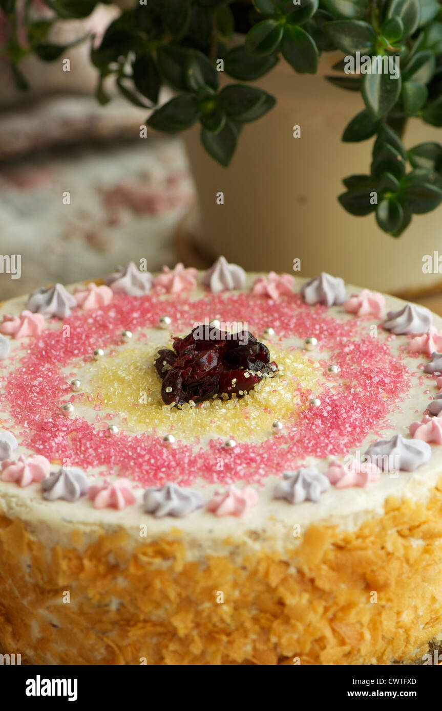 Vintage birthday cake hi-res stock photography and images - Alamy