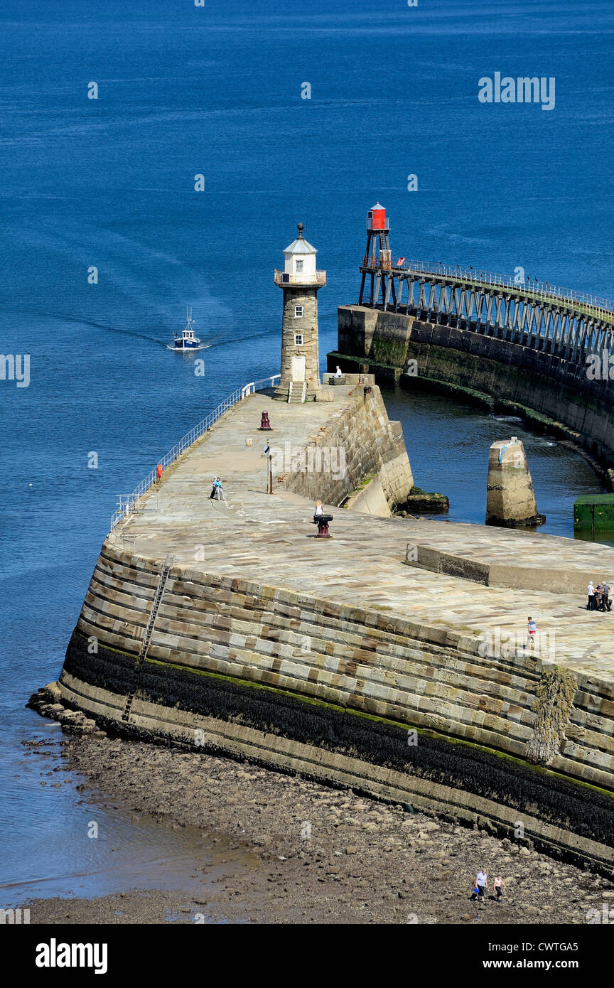 Whitby east pier lighthouse hi-res stock photography and images - Alamy