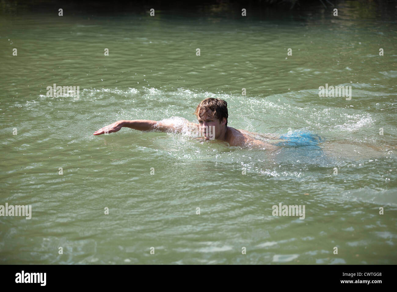 Munich swimming isar hi-res stock photography and images - Alamy