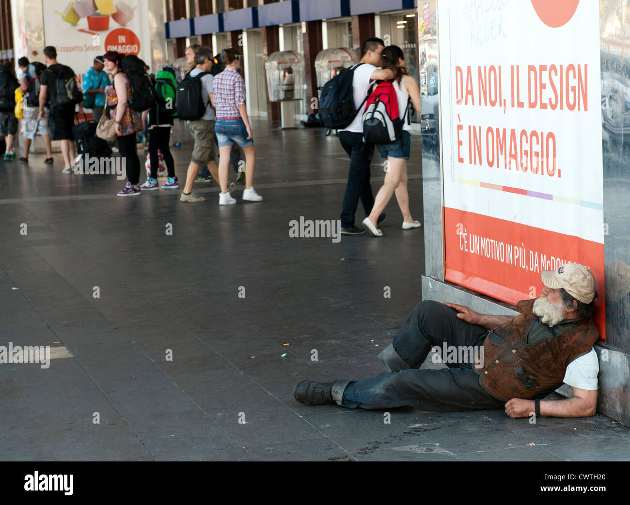 Tramp vagrant hi-res stock photography and images - Alamy
