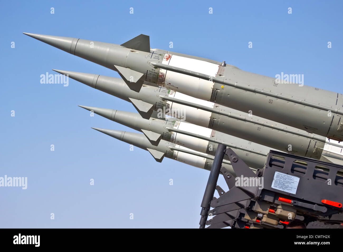 Missiles hi-res stock photography and images - Alamy