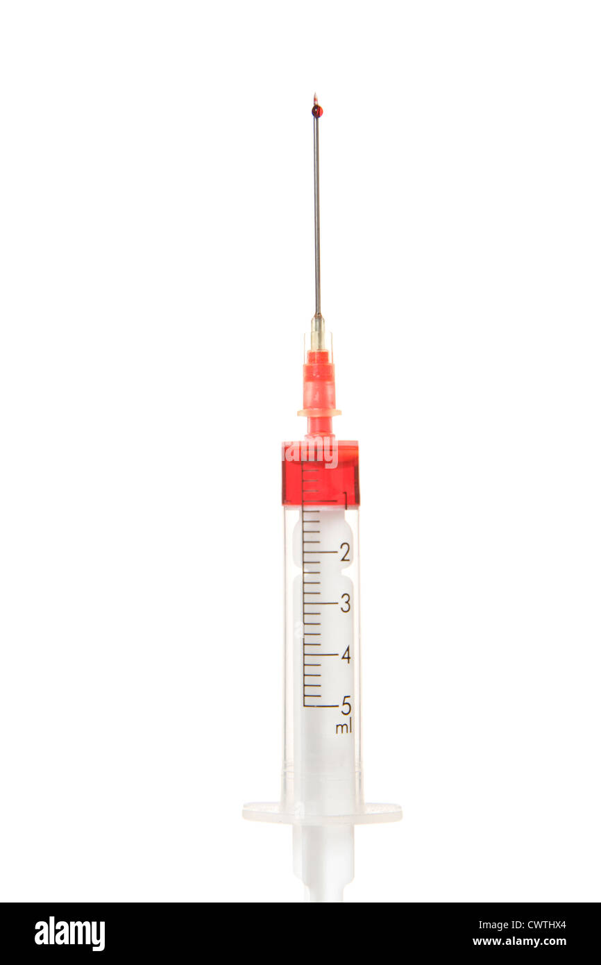Syringe with red liquid Stock Photo - Alamy