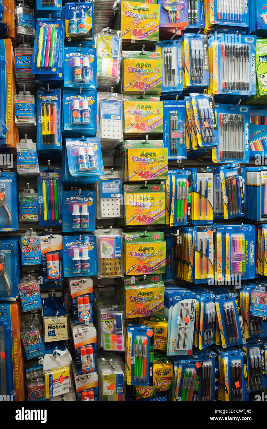 School supplies store usa hi-res stock photography and images - Alamy