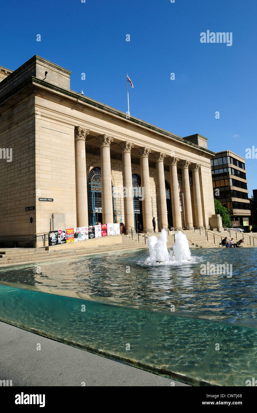 The oval hall at sheffield city hall hi-res stock photography and ...