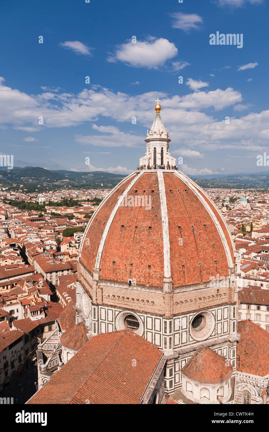 Imposing structure hi-res stock photography and images - Alamy