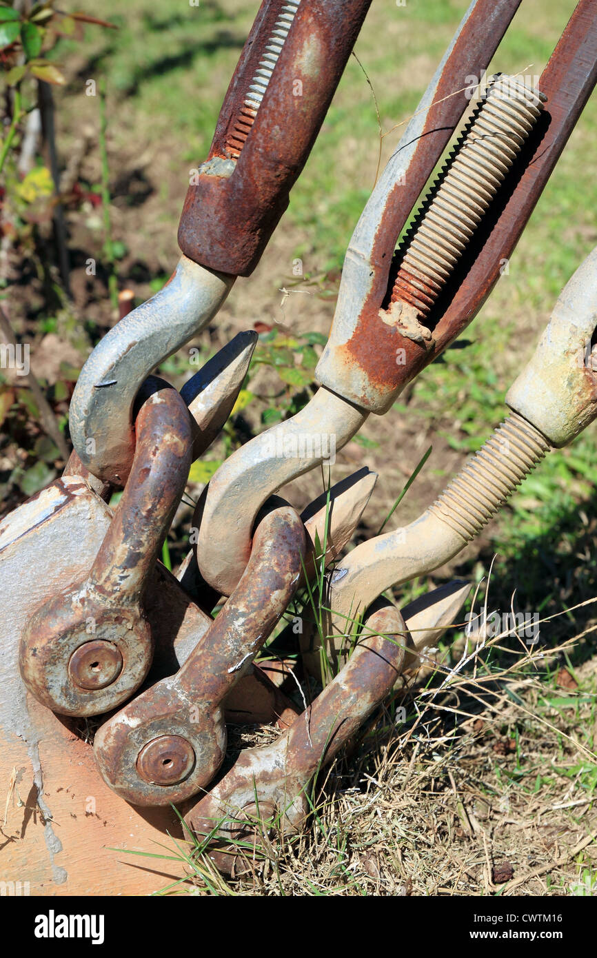 Shackle protection hi-res stock photography and images - Alamy