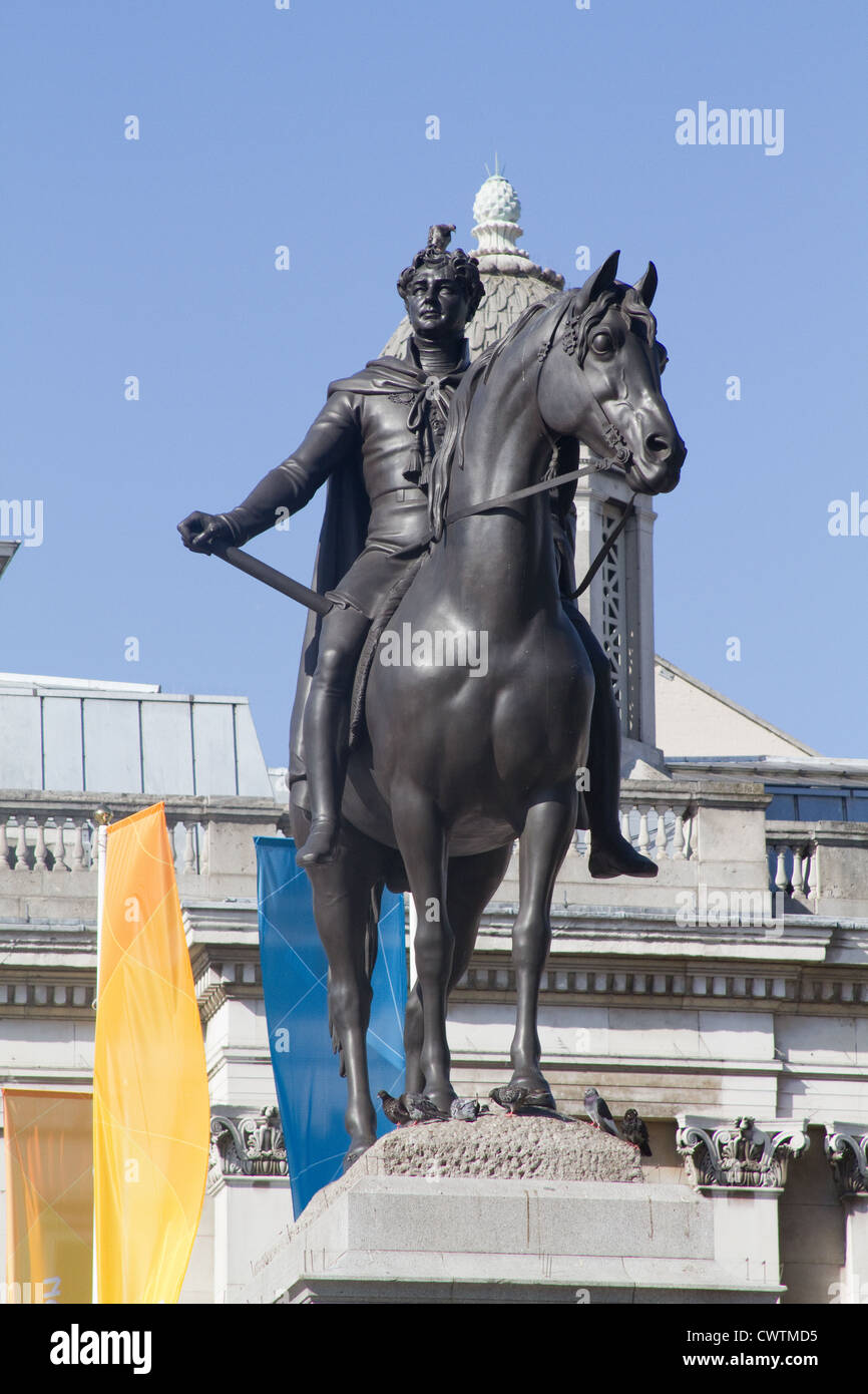 George V1 statue in Trafalgar Square london Stock Photo - Alamy