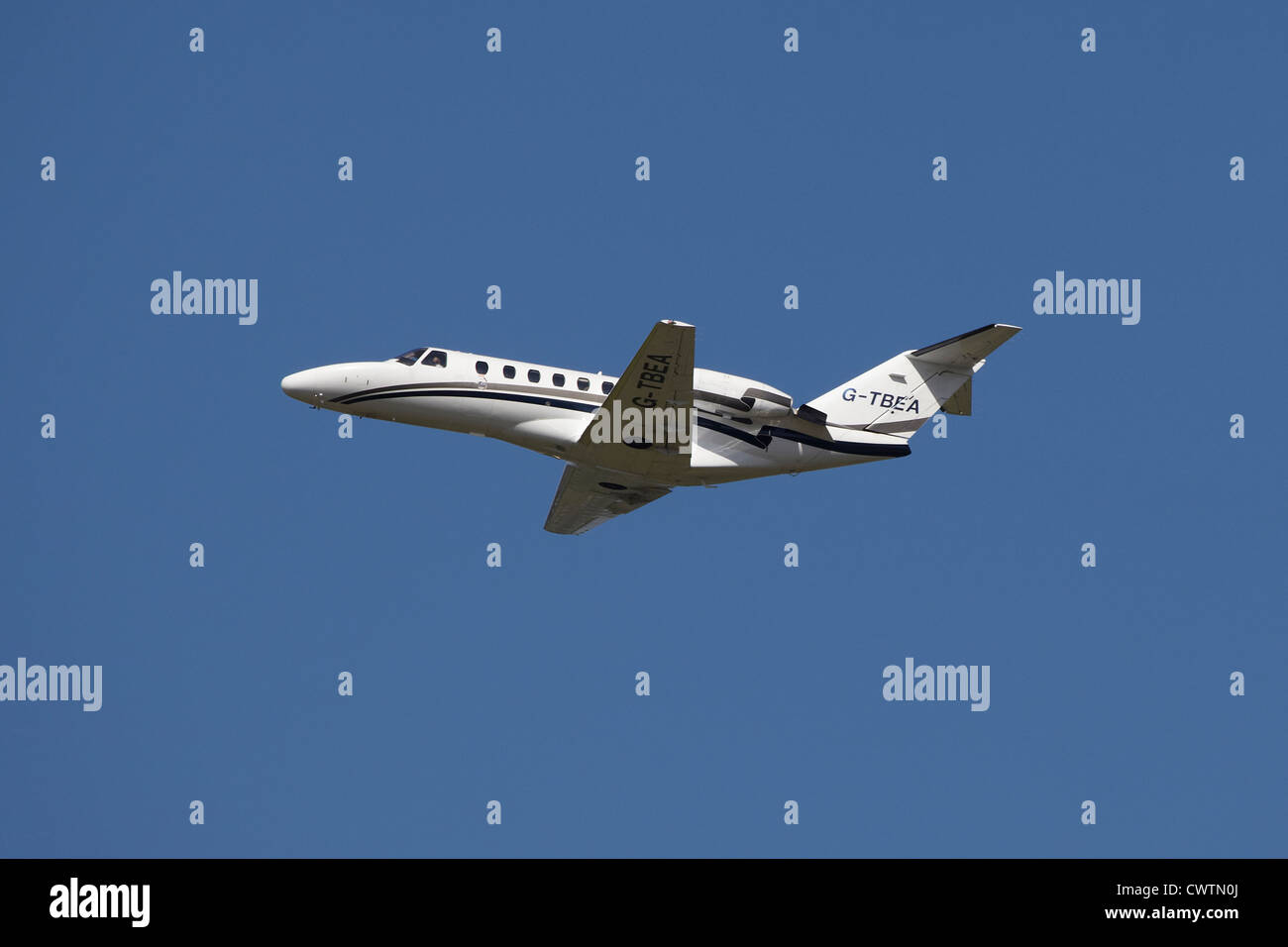 Biz jet hi-res stock photography and images - Alamy