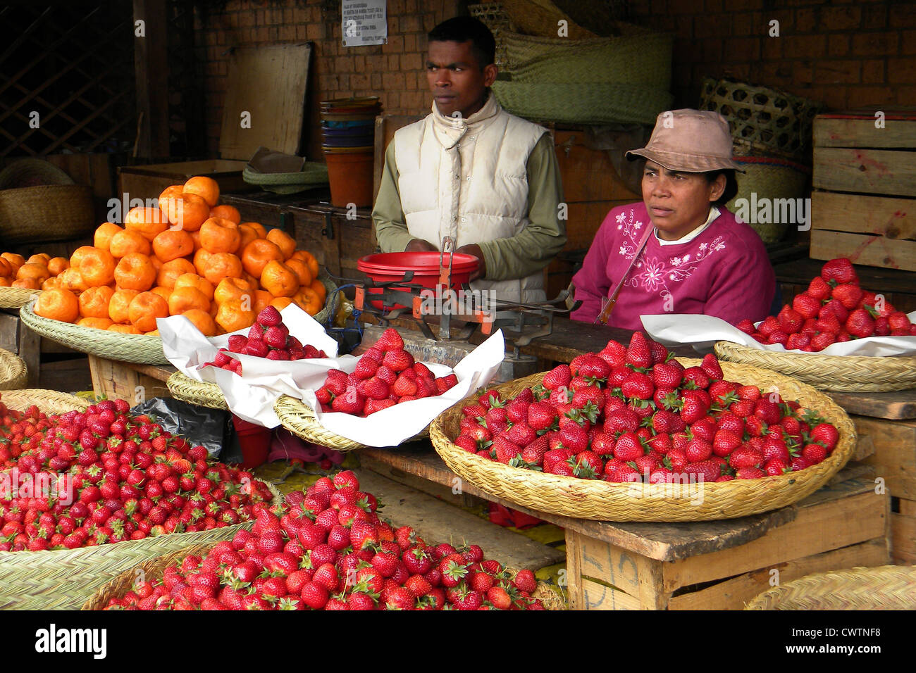Madagascar, Antananarivo, fruit market Stock Photo - Alamy