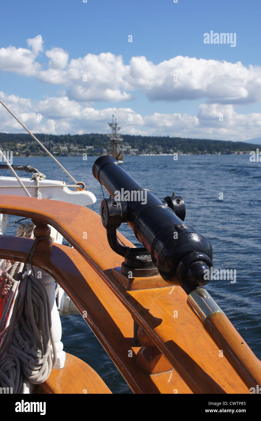 Swivel gun hi-res stock photography and images - Alamy