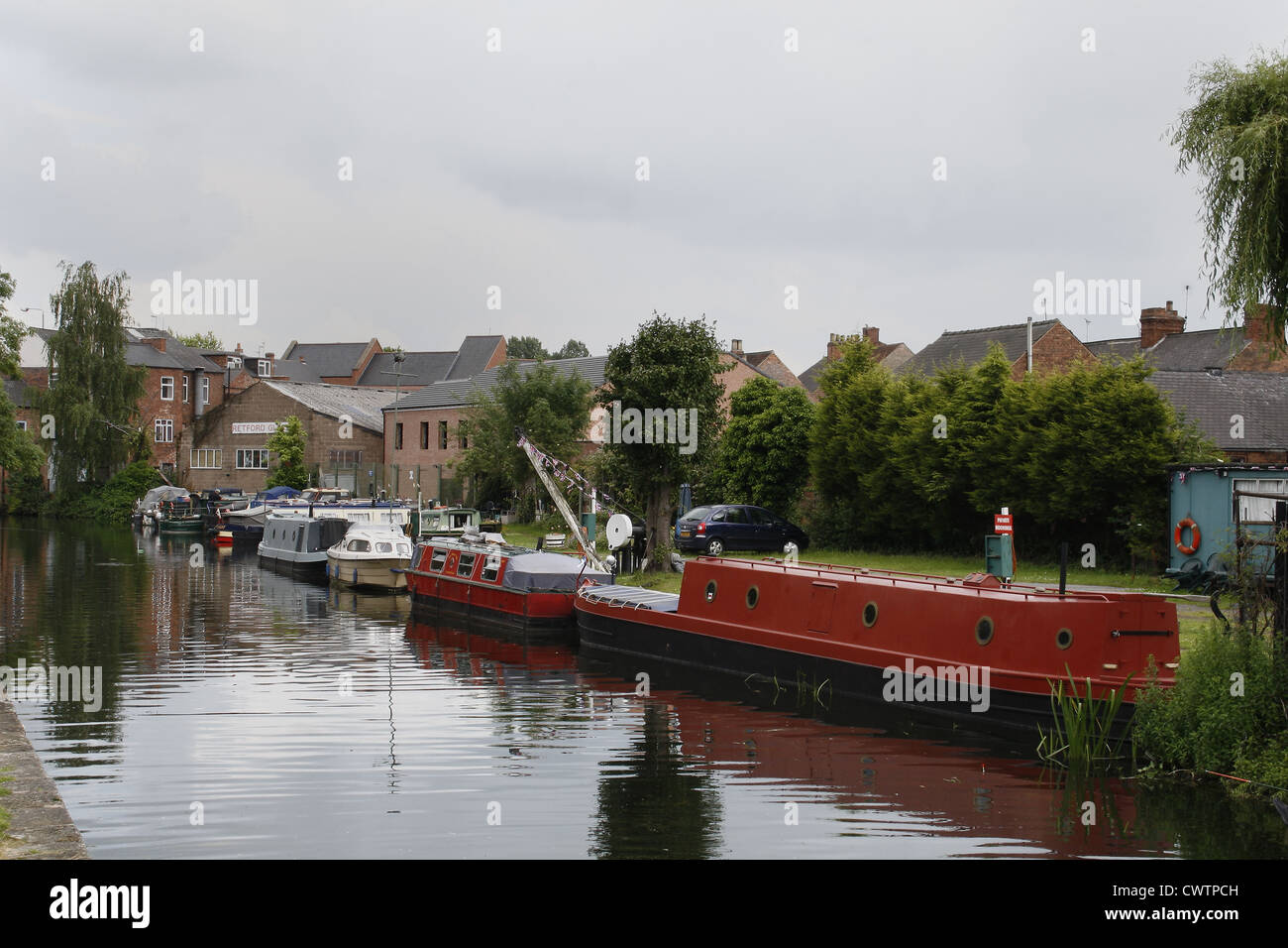 Chesterfield canal boat hi-res stock photography and images - Alamy