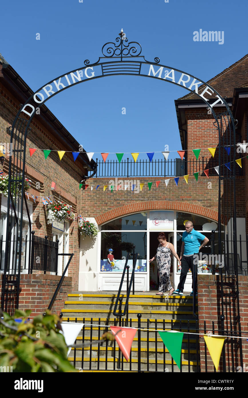 Destinations locations centre central surrey town towns dorking hi-res ...