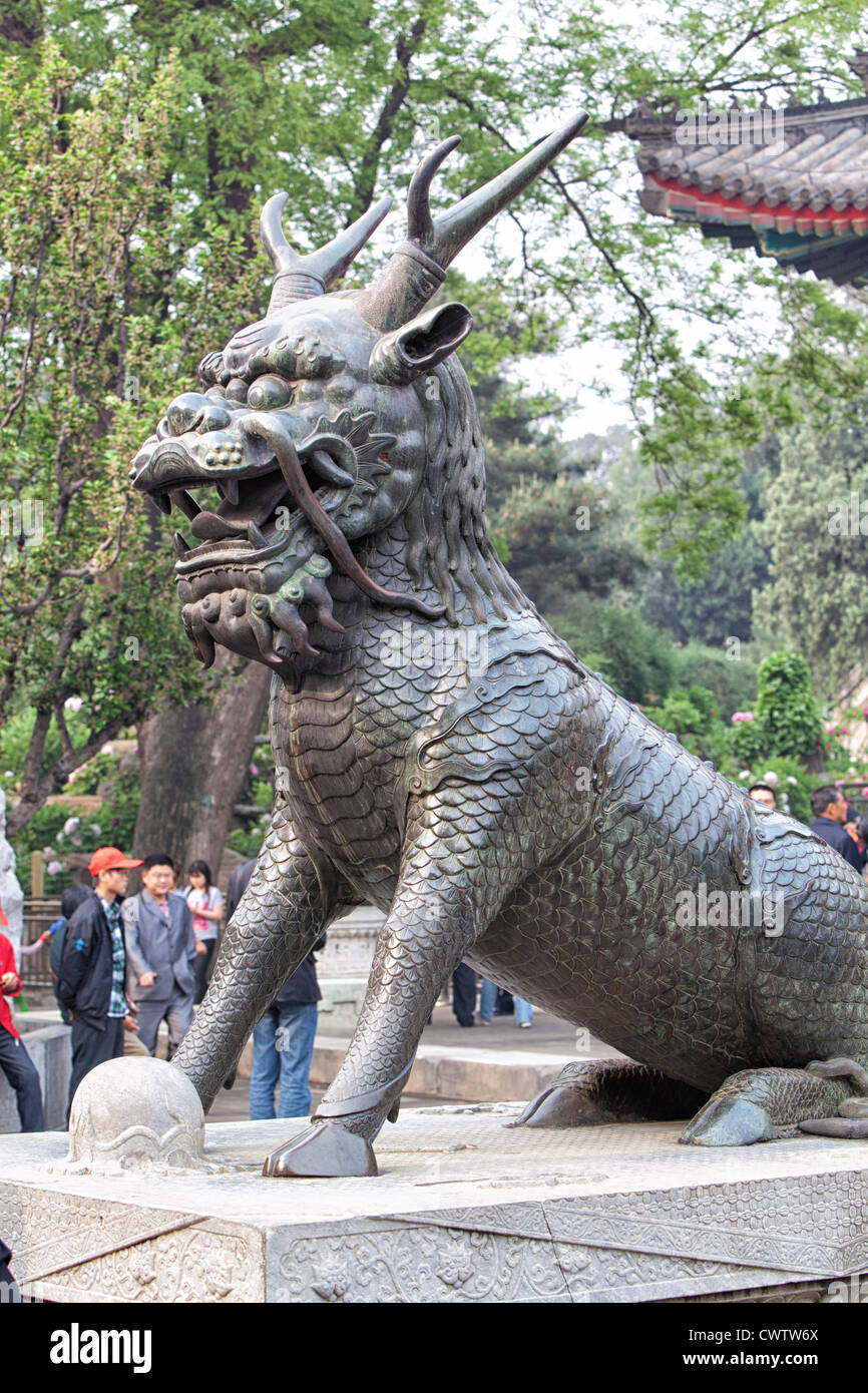 Dragon at the Summer Palace. Beijing. China Stock Photo - Alamy