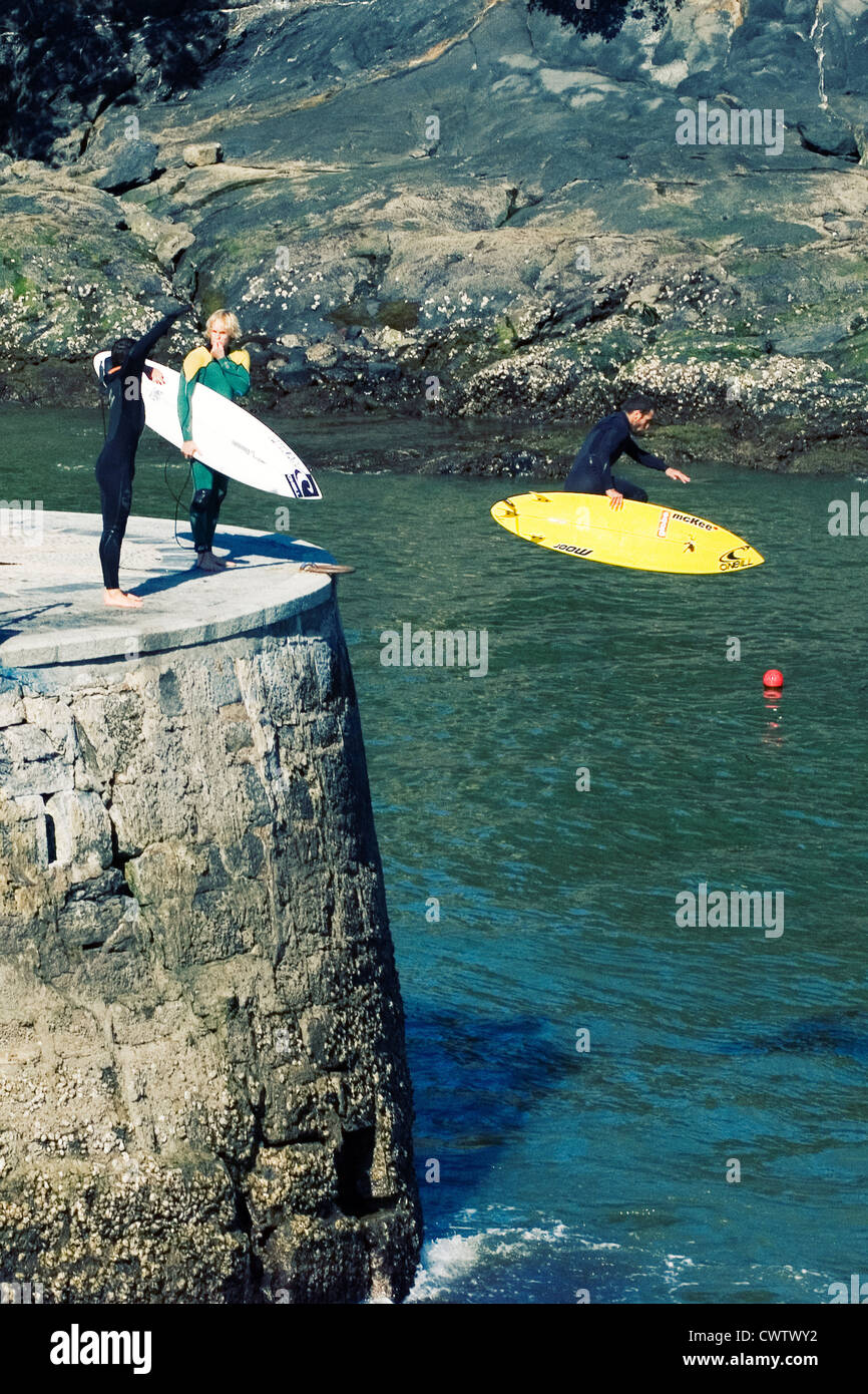 big wave surfing scenes at Mundaka, Europe's premiere wave Stock Photo ...