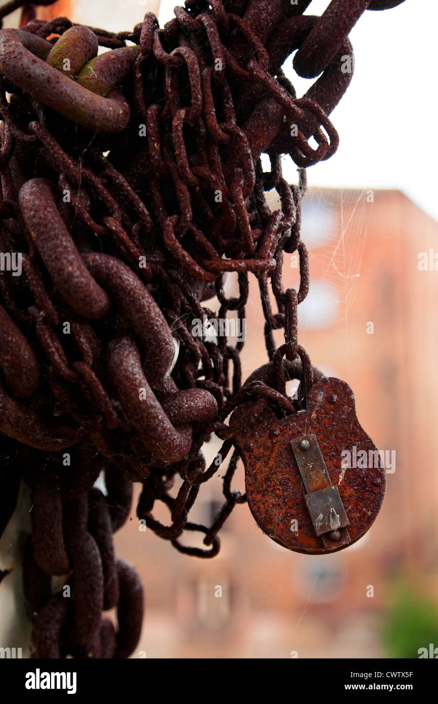 Old, rusty padlock and chain Stock Photo - Alamy