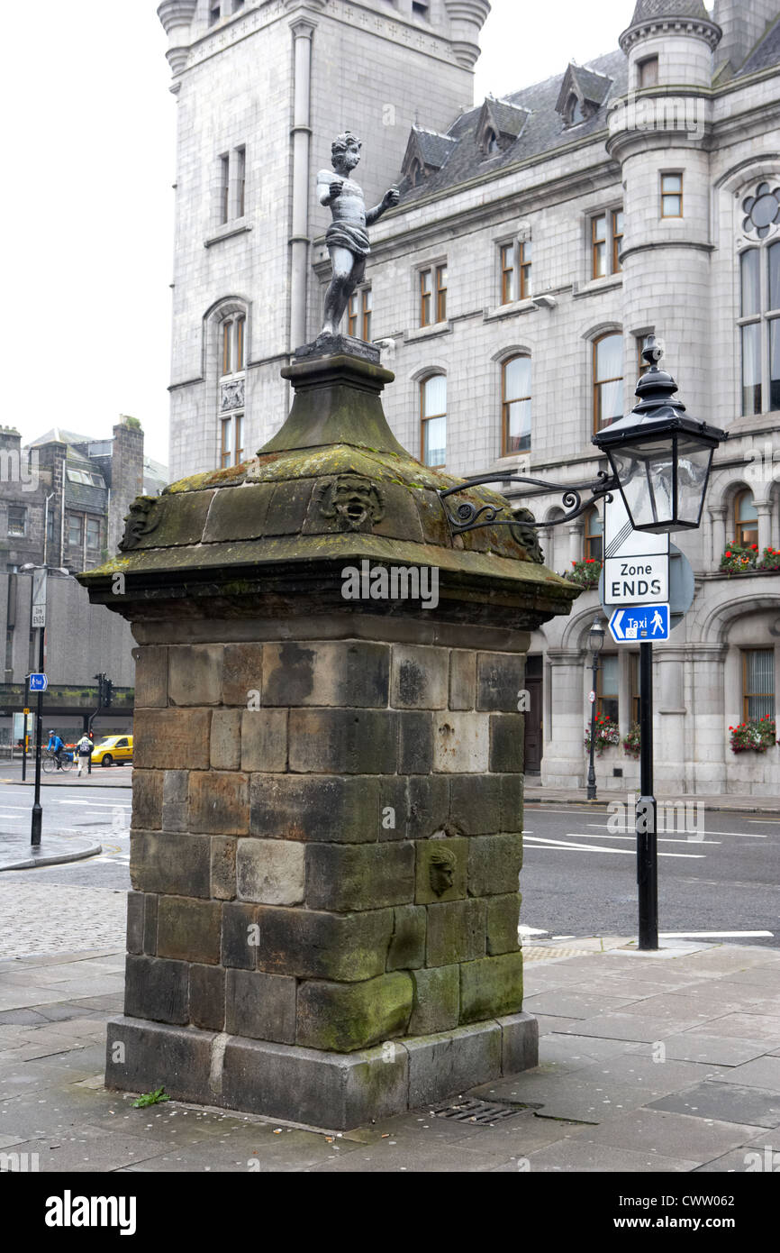Castlegate aberdeen scotland hi-res stock photography and images - Alamy