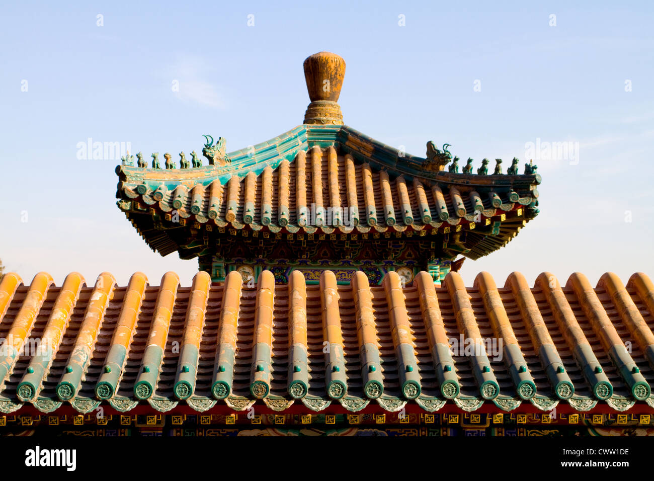 typical chinese ancient building Stock Photo - Alamy