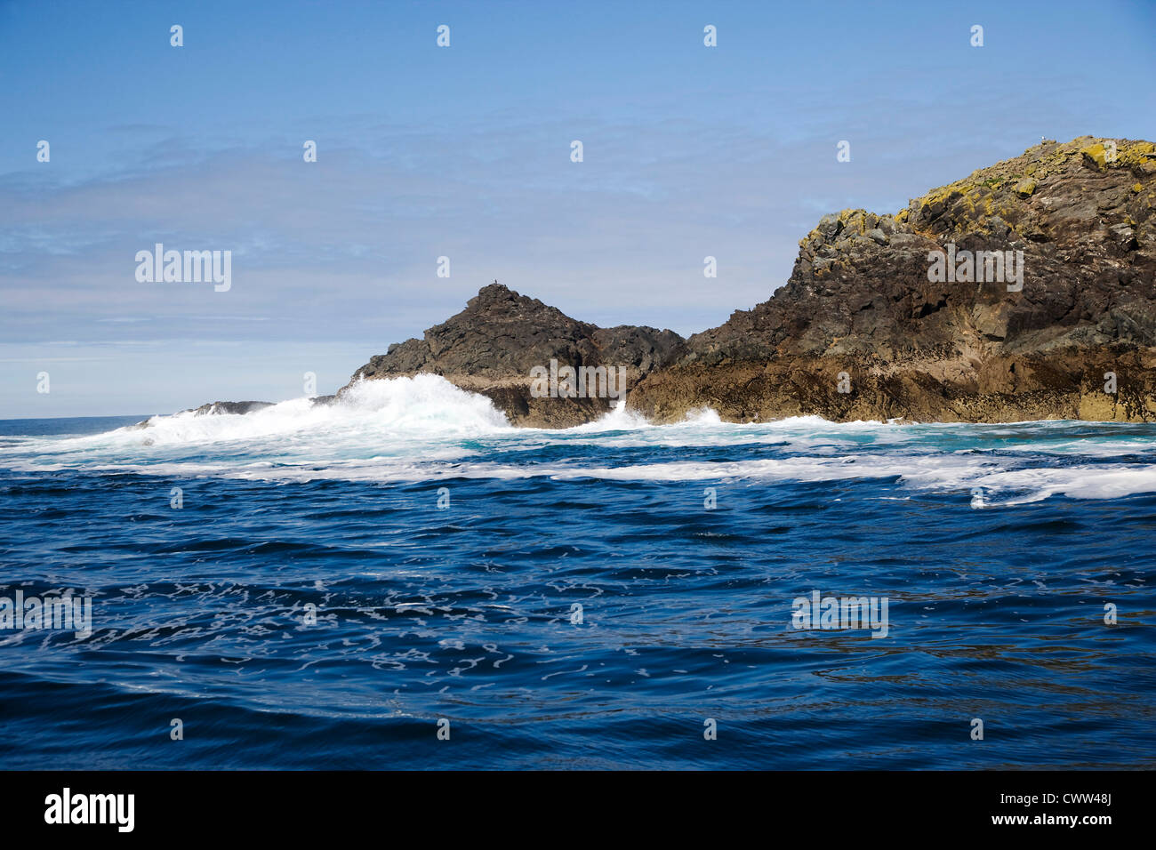 Dangerous rocks on Cornish Coast Stock Photo - Alamy