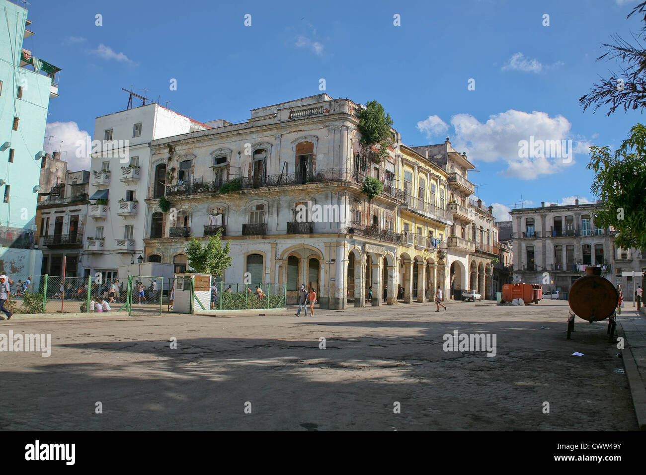 Street scene in old town Havana, Vedado, Havana, Cuba Stock Photo - Alamy