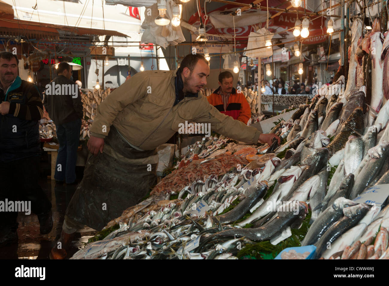 Türkei, Istanbul, Besiktas, Besiktas Balik Pazari (Fischmarkt) an der ...