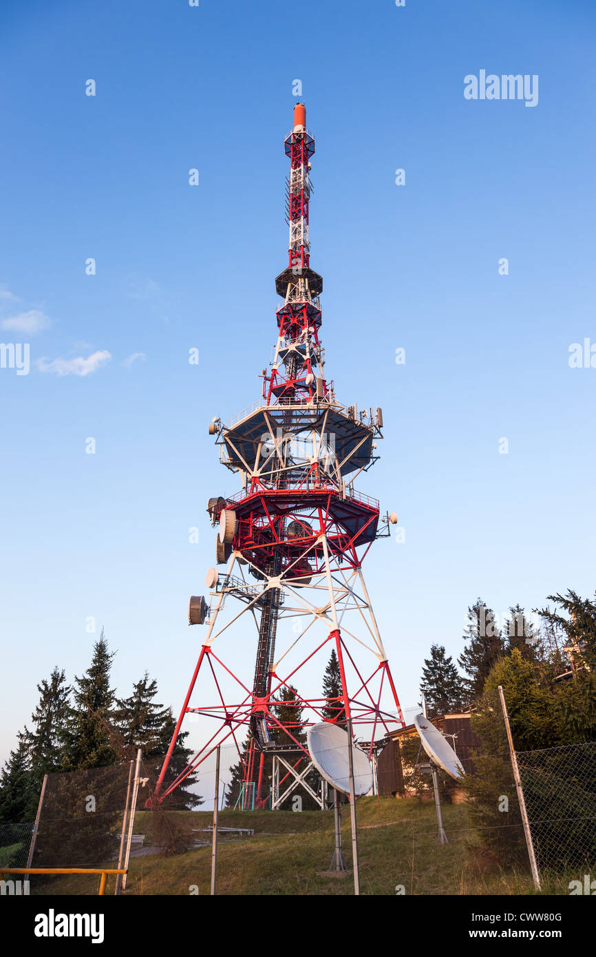Digital television broadcasting tower hi-res stock photography and ...