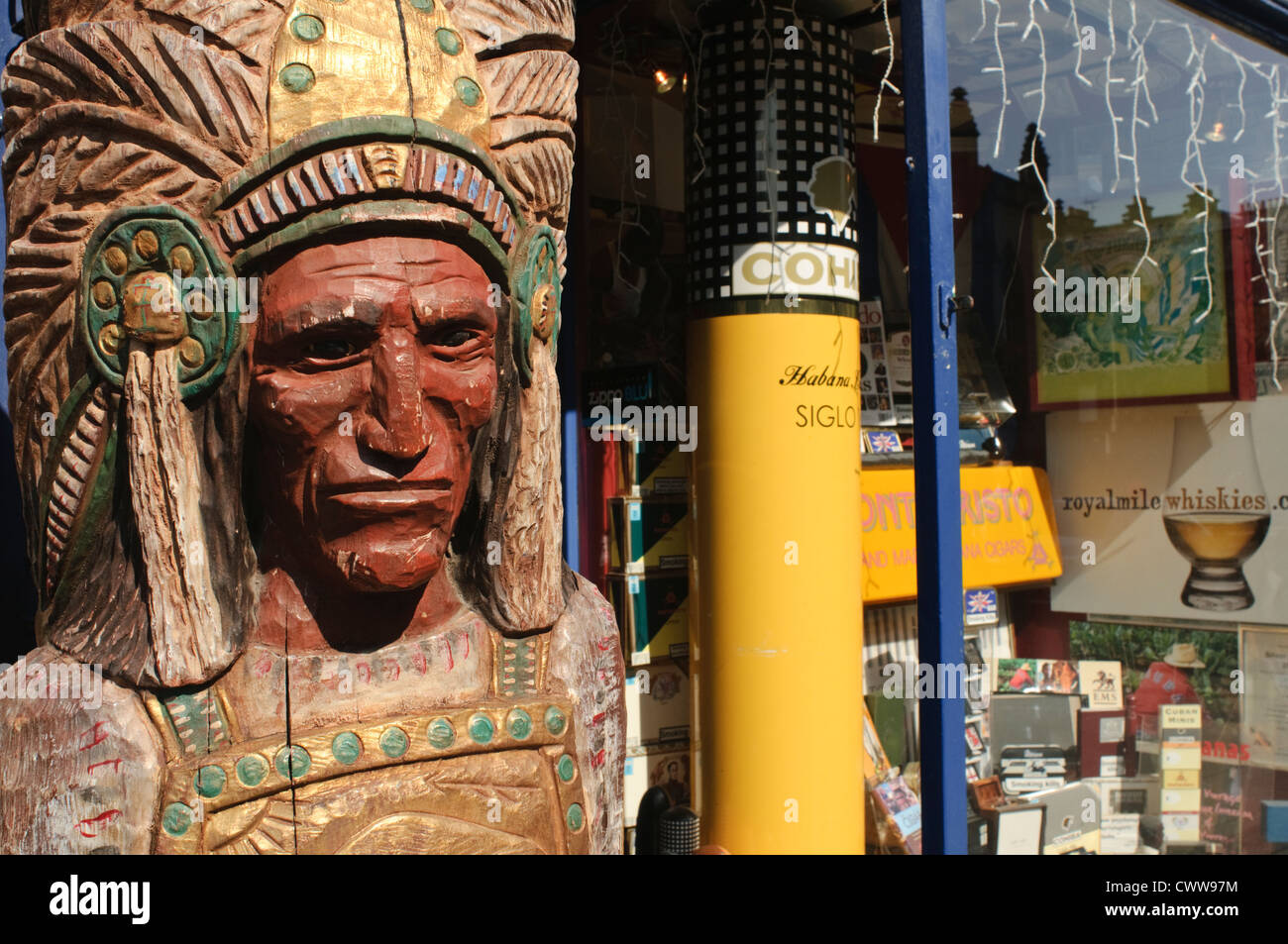 Statue Outside Shop High Resolution Stock Photography and Images - Alamy