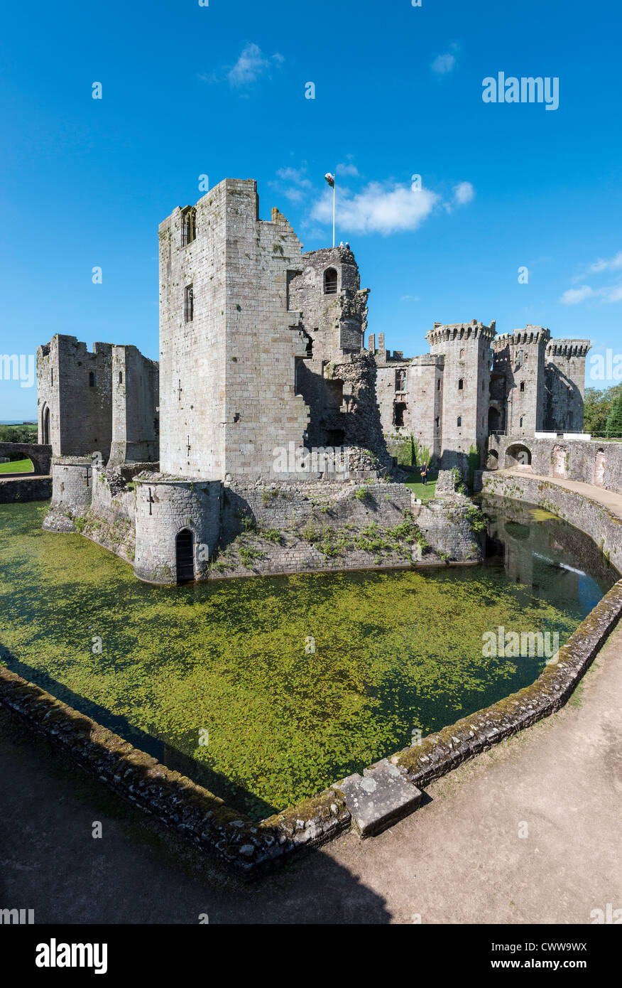Raglan castle hi-res stock photography and images - Alamy