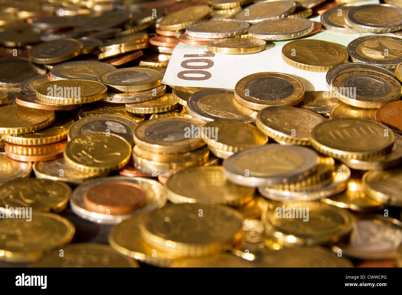 stock of coins and bills Stock Photo - Alamy
