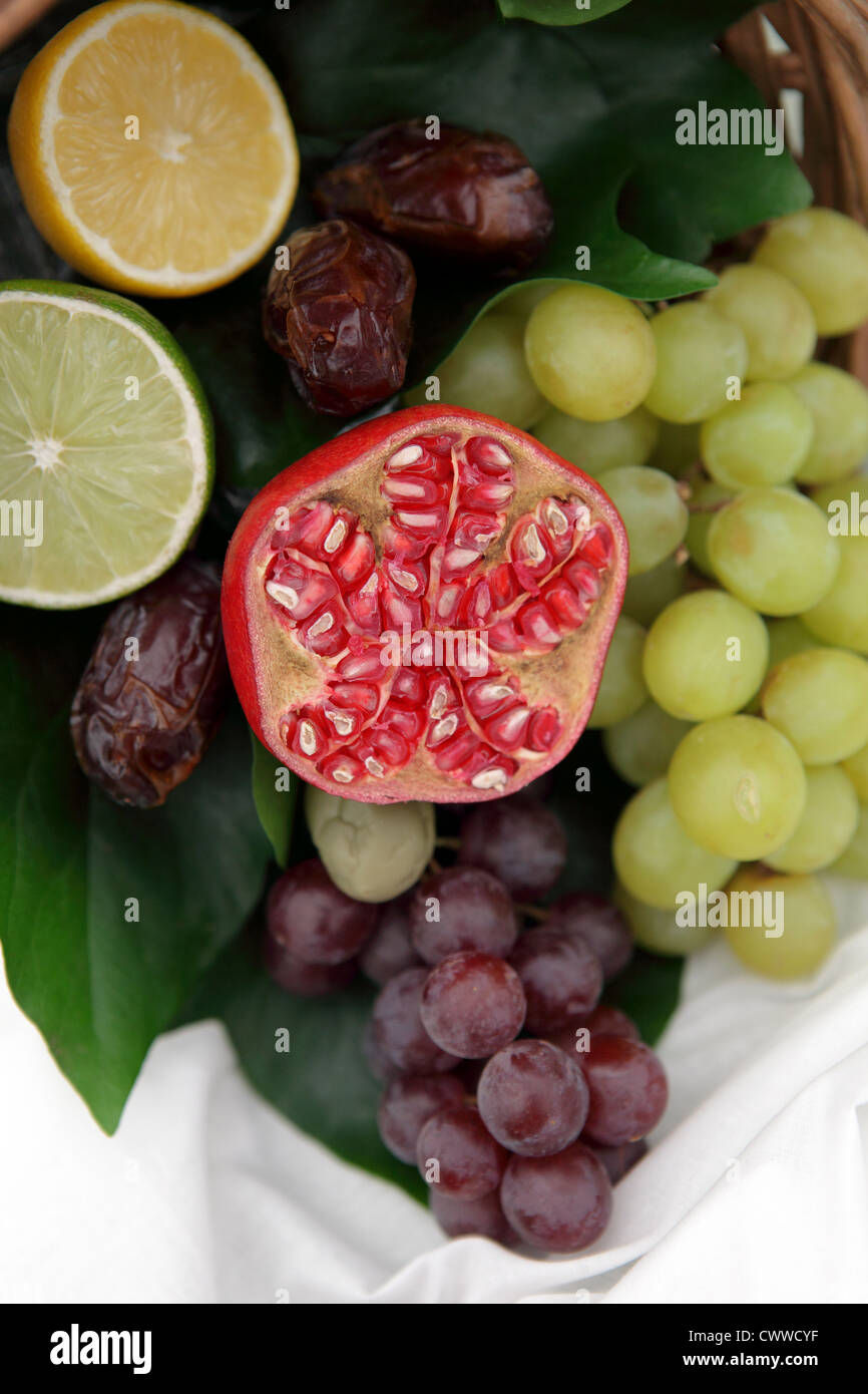 Fruits and vegatables hi-res stock photography and images - Alamy