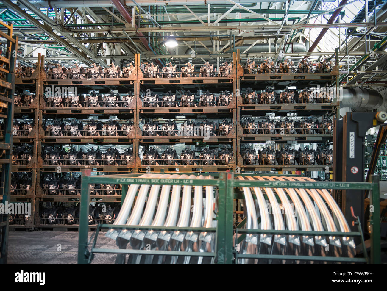 Inside engine factory hi-res stock photography and images - Alamy