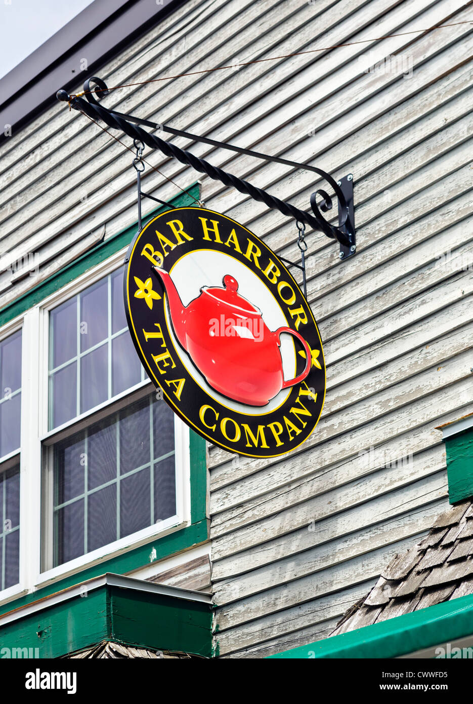 Harbor store hi-res stock photography and images - Alamy