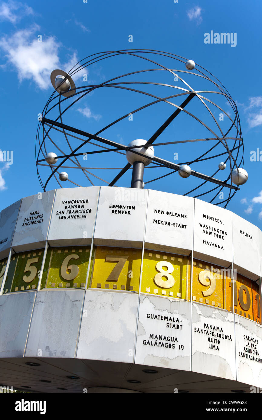 World Clock In Berlin Alexanderplatz High Resolution Stock Photography and Images - Alamy