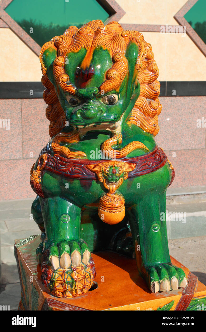 Emerald Chinese lion of Beijing , China Stock Photo - Alamy